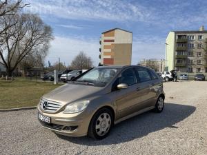 Brown Mercedes-Benz B 180 2006 in Ventspils, with an engine capacity of 2.00 L and mileage of 306 thousand km for 1590 €, photo  on AUTOMOTO.COM.LV