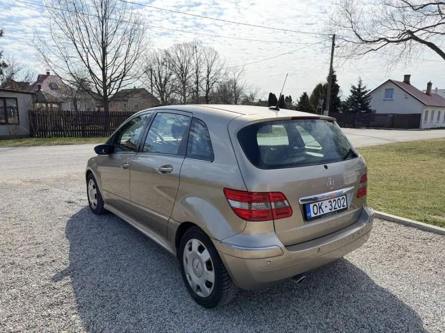 Brūns Mercedes-Benz B 180 2006 Ventspils, ar dzinēja tilpumu 2.00 L un nobraukumu 306 tūkst. km par 1590 €, foto 7 vietnē AUTOMOTO.COM.LV