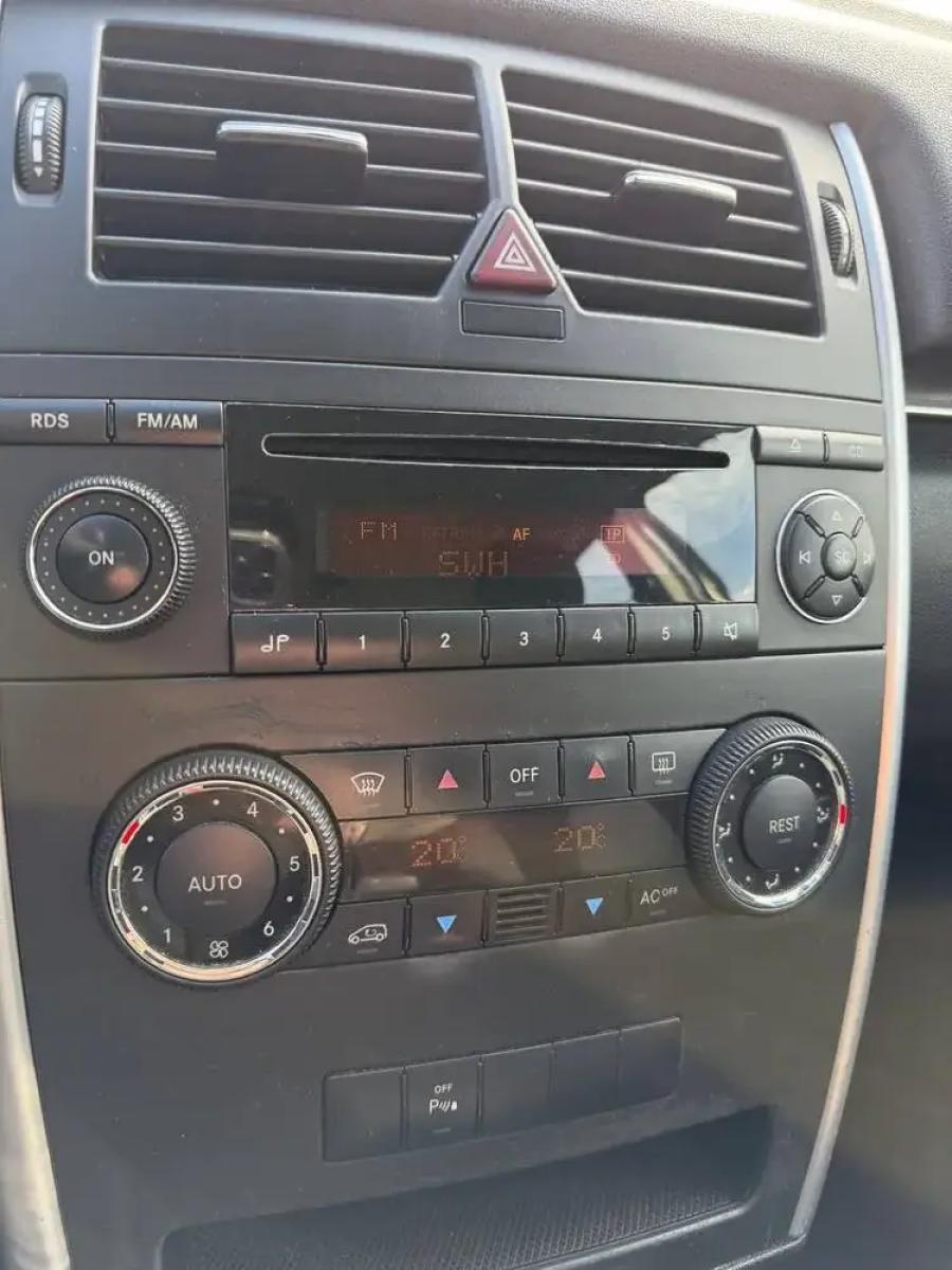 Brūns Mercedes-Benz B 180 2006 Ventspils, ar dzinēja tilpumu 2.00 L un nobraukumu 306 tūkst. km par 1590 €, foto 14 vietnē AUTOMOTO.COM.LV