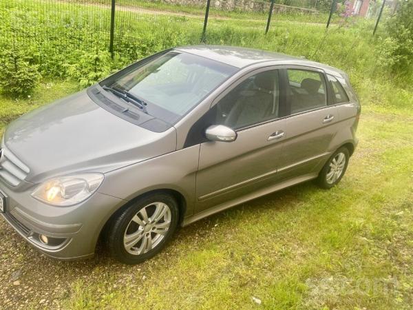 Brūns Mercedes-Benz B 180 2008 Rēzekne, ar dzinēja tilpumu 2.00 L un nobraukumu 0 tūkst. km par 2950 €, foto 1 vietnē AUTOMOTO.COM.LV