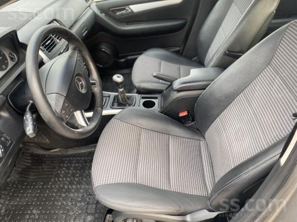 Brūns Mercedes-Benz B 180 2008 Rēzekne, ar dzinēja tilpumu 2.00 L un nobraukumu 0 tūkst. km par 2950 €, foto 2 vietnē AUTOMOTO.COM.LV
