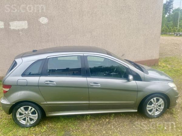 Brūns Mercedes-Benz B 180 2008 Rēzekne, ar dzinēja tilpumu 2.00 L un nobraukumu 0 tūkst. km par 2950 €, foto 6 vietnē AUTOMOTO.COM.LV