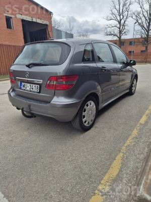 Brūns Mercedes-Benz B 180 2010 Cēsis, ar dzinēja tilpumu 2.00 L un nobraukumu 455 tūkst. km par 3350 €, foto 5 vietnē AUTOMOTO.COM.LV