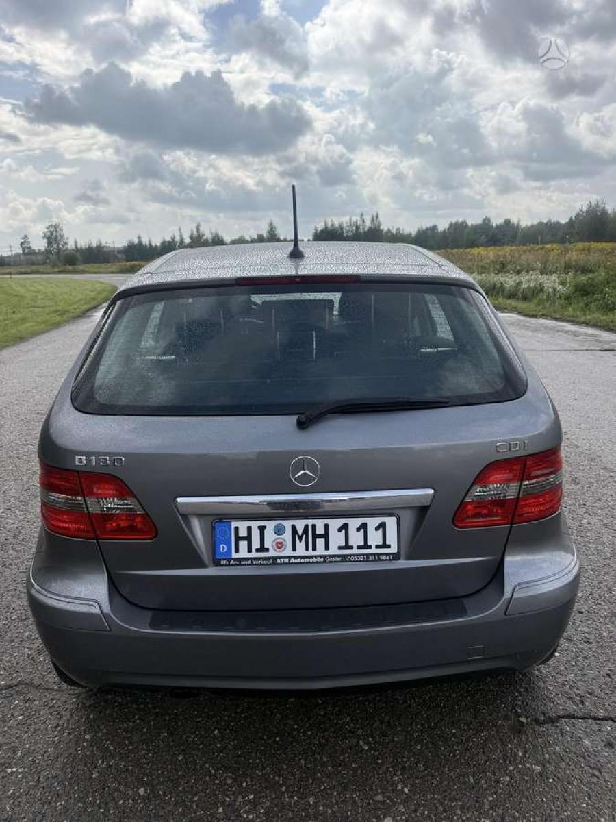 Brūns Mercedes-Benz B 180 2011 Šauļi, ar dzinēja tilpumu 2.00 L un nobraukumu 195 tūkst. km par 4300 €, foto 7 vietnē AUTOMOTO.COM.LV