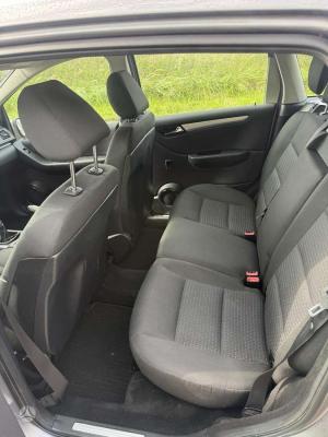 Brūns Mercedes-Benz B 180 2011 Šauļi, ar dzinēja tilpumu 2.00 L un nobraukumu 195 tūkst. km par 4300 €, foto 14 vietnē AUTOMOTO.COM.LV