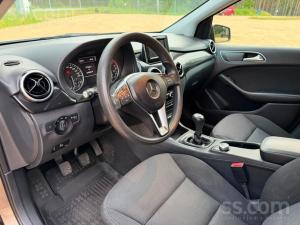 Brūns Mercedes-Benz B 180 2012 Rīga, ar dzinēja tilpumu 1.80 L un nobraukumu 245 tūkst. km par 6200 €, foto 8 vietnē AUTOMOTO.COM.LV