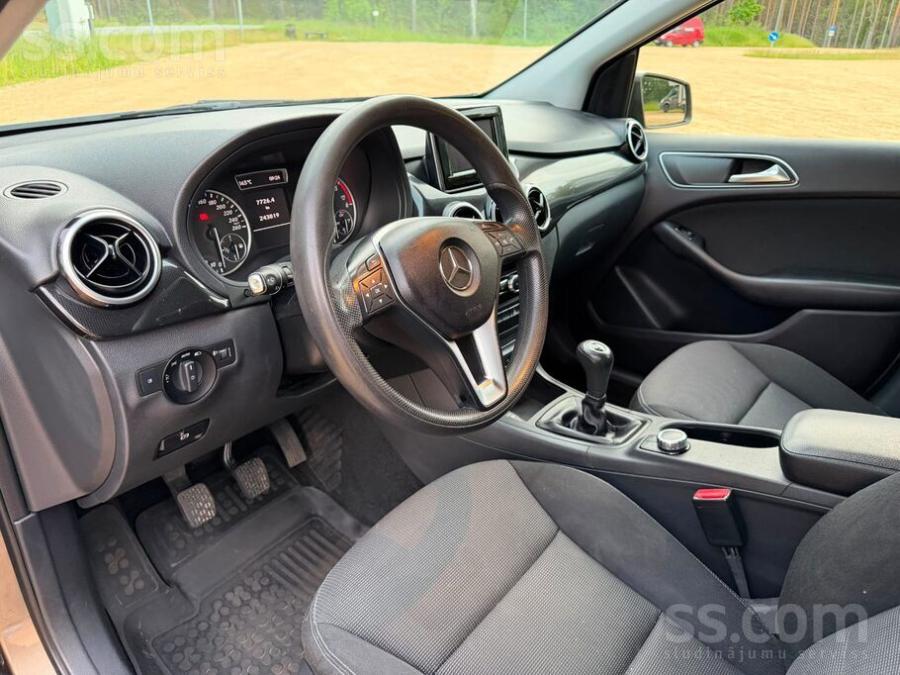 Brūns Mercedes-Benz B 180 2012 Rīga, ar dzinēja tilpumu 1.80 L un nobraukumu 245 tūkst. km par 6200 €, foto 8 vietnē AUTOMOTO.COM.LV