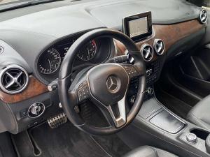 Brown Mercedes-Benz B 180 2013 in Kaunas, with an engine capacity of 1.80 L and mileage of 230 thousand km for 6750 €, photo 11 on AUTOMOTO.COM.LV