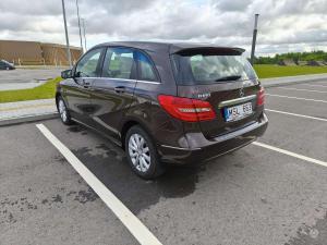 Brown Mercedes-Benz B 180 2014 in Klaipeda, with an engine capacity of 1.50 L and mileage of 239 thousand km for 7350 €, photo 5 on AUTOMOTO.COM.LV