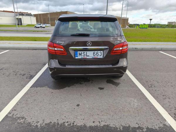 Brown Mercedes-Benz B 180 2014 in Klaipeda, with an engine capacity of 1.50 L and mileage of 239 thousand km for 7350 €, photo 5 on AUTOMOTO.COM.LV