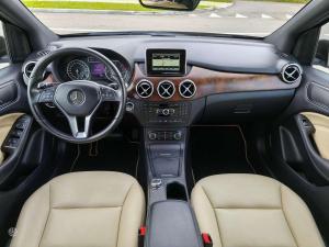 Brown Mercedes-Benz B 180 2014 in Klaipeda, with an engine capacity of 1.50 L and mileage of 239 thousand km for 7350 €, photo 10 on AUTOMOTO.COM.LV