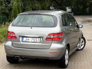 Brūns Mercedes-Benz B 180 2005 Jelgava, ar dzinēja tilpumu 1.80 L un nobraukumu 206 tūkst. km par 1150 €, foto 9 vietnē AUTOMOTO.COM.LV