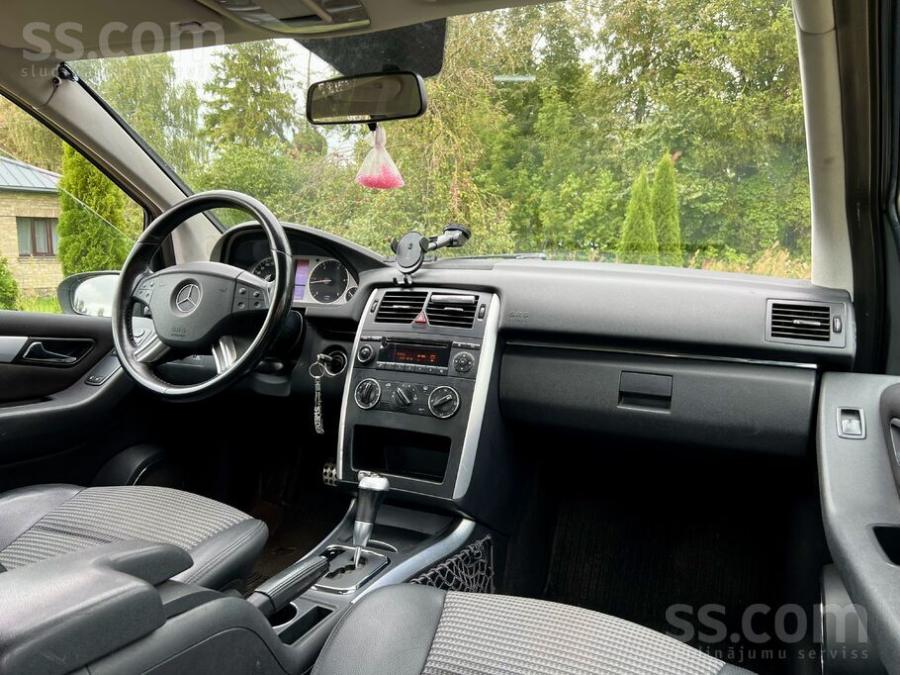 Brūns Mercedes-Benz B 180 2005 Jelgava, ar dzinēja tilpumu 1.80 L un nobraukumu 206 tūkst. km par 1150 €, foto 12 vietnē AUTOMOTO.COM.LV