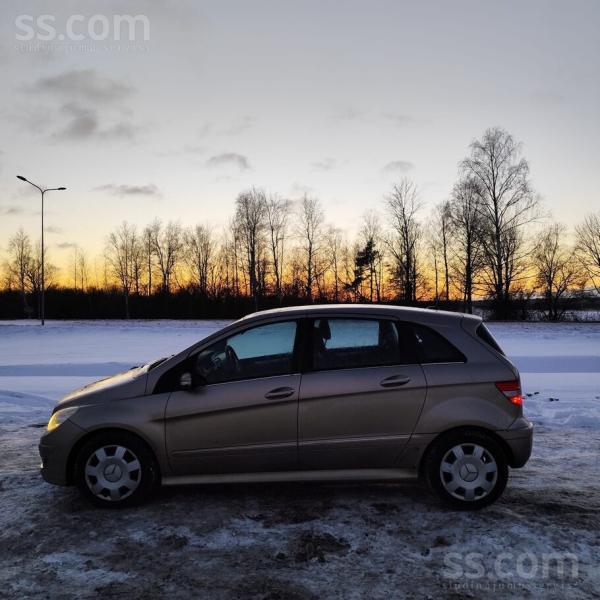 Brūns Mercedes-Benz B 180 2006 Ventspils, ar dzinēja tilpumu 2.00 L un nobraukumu 306 tūkst. km par 1540 €, foto 4 vietnē AUTOMOTO.COM.LV