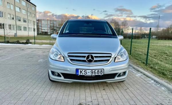 Pelēks Mercedes-Benz B 180 2005 Jelgava, ar dzinēja tilpumu 2.00 L un nobraukumu 174 tūkst. km par 3590 €, foto 2 vietnē AUTOMOTO.COM.LV