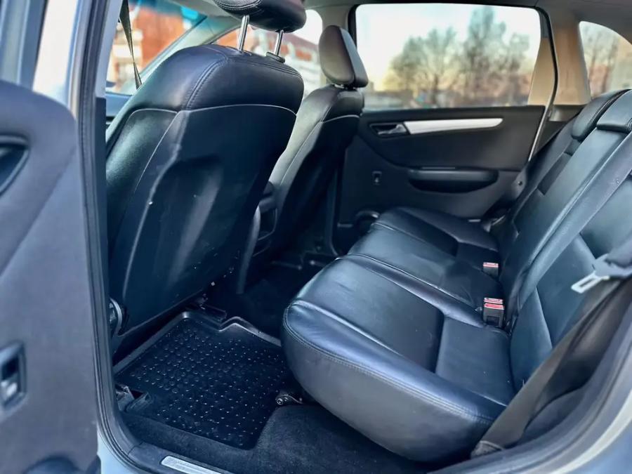 Pelēks Mercedes-Benz B 180 2005 Jelgava, ar dzinēja tilpumu 2.00 L un nobraukumu 174 tūkst. km par 3590 €, foto 20 vietnē AUTOMOTO.COM.LV