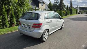 Grey Mercedes-Benz B 180 2005 in Kaunas, with an engine capacity of 2.00 L and mileage of 250 thousand km for 1499 €, photo  on AUTOMOTO.COM.LV