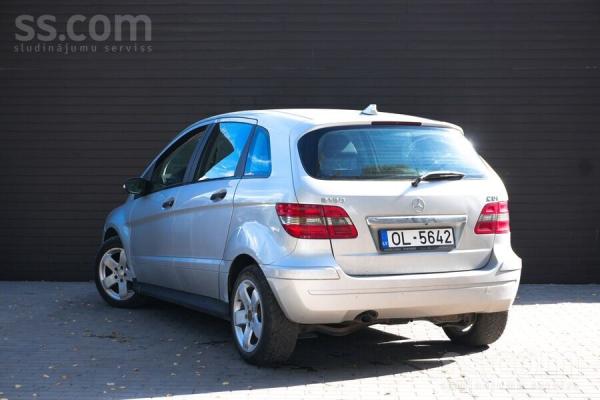 Мерседес Б 180 2005 в Рига на AUTOMOTO.COM.LV Серый Мерседес Б 180 2005 в Рига, объемом двигателя 2.00 л и пробегом 278 тыс. км за 1290 €, фото 5 на AUTOMOTO.COM.LV