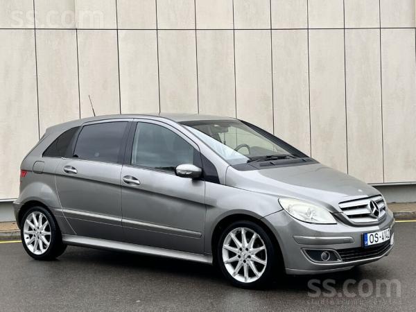 Мерседес Б 180 2005 в Рига на AUTOMOTO.COM.LV Серый Мерседес Б 180 2005 в Рига, объемом двигателя 2.00 л и пробегом 231 тыс. км за 1790 €, фото 3 на AUTOMOTO.COM.LV