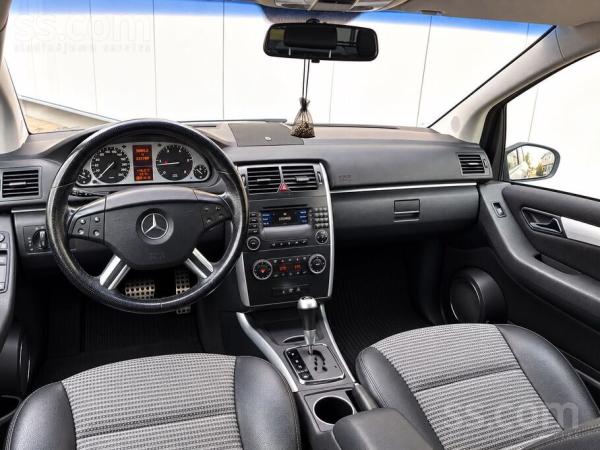 Мерседес Б 180 2005 в Рига на AUTOMOTO.COM.LV Серый Мерседес Б 180 2005 в Рига, объемом двигателя 2.00 л и пробегом 231 тыс. км за 1790 €, фото 8 на AUTOMOTO.COM.LV
