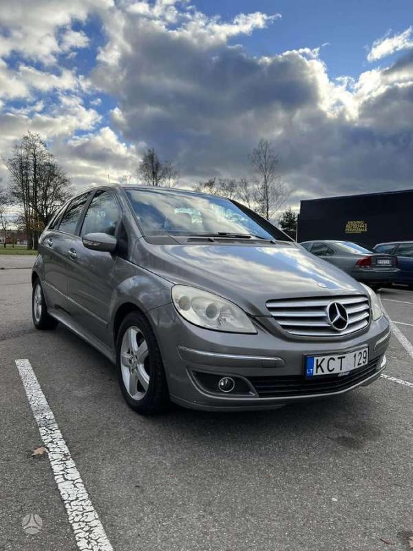 Grey Mercedes-Benz B 180 2006 in Klaipeda, with an engine capacity of 1.99 L and mileage of 345 thousand km for 2500 €, photo 1 on AUTOMOTO.COM.LV