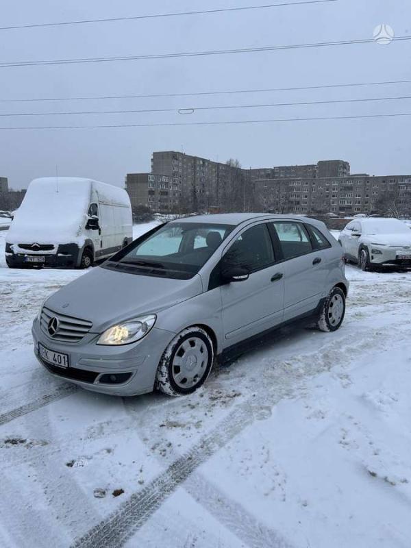 Grey Mercedes-Benz B 180 2006 in Vilnius, with an engine capacity of 1.99 L and mileage of 198 thousand km for 1500 €, photo 6 on AUTOMOTO.COM.LV