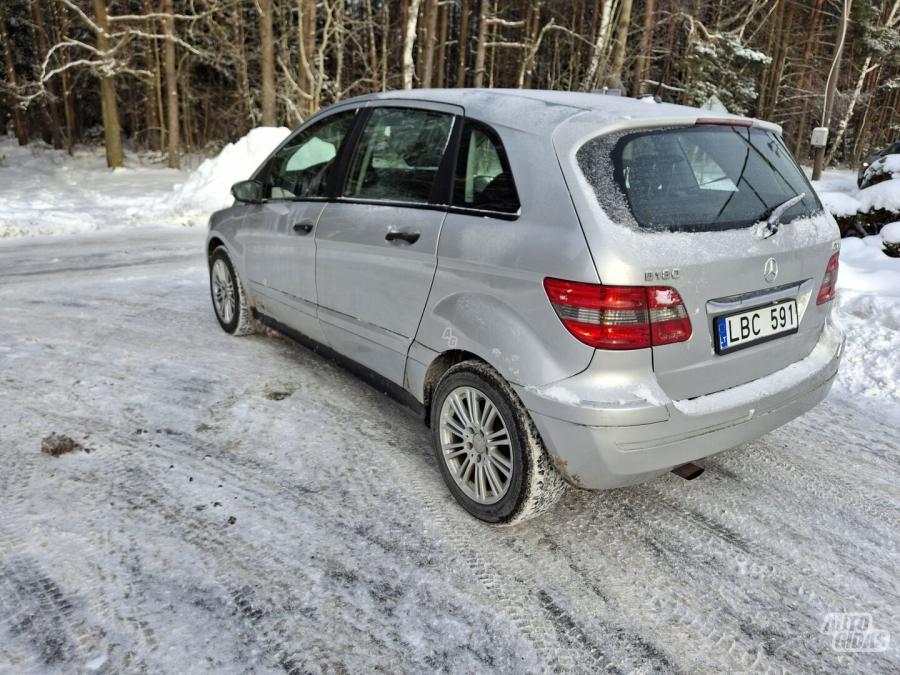 Pelēks Mercedes-Benz B 180 2006 Mažeikiai, ar dzinēja tilpumu 2.00 L un nobraukumu 266 tūkst. km par 1850 €, foto 4 vietnē AUTOMOTO.COM.LV