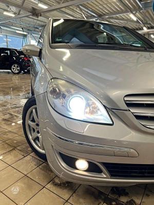 Pelēks Mercedes-Benz B 180 2006 Viļņa, ar dzinēja tilpumu 2.00 L un nobraukumu 258 tūkst. km par 2850 €, foto 8 vietnē AUTOMOTO.COM.LV