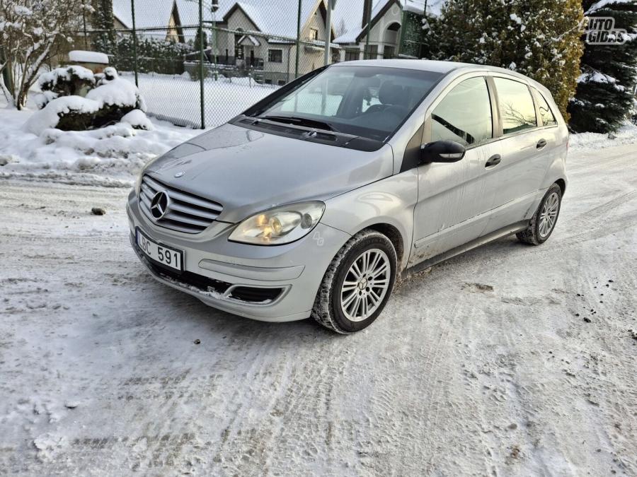 Grey Mercedes-Benz B 180 2006 in Mazeikiai, with an engine capacity of 2.00 L and mileage of 266 thousand km for 1650 €, photo 1 on AUTOMOTO.COM.LV