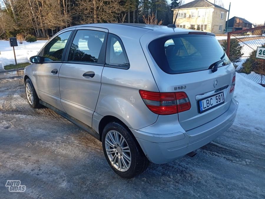 Pelēks Mercedes-Benz B 180 2006 Viļņa, ar dzinēja tilpumu 2.00 L un nobraukumu 273 tūkst. km par 1950 €, foto 4 vietnē AUTOMOTO.COM.LV