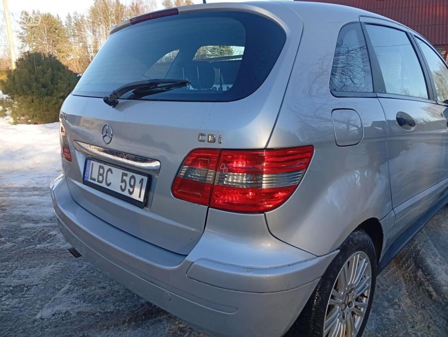 Pelēks Mercedes-Benz B 180 2006 Viļņa, ar dzinēja tilpumu 2.00 L un nobraukumu 273 tūkst. km par 1950 €, foto 8 vietnē AUTOMOTO.COM.LV
