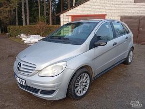 Pelēks Mercedes-Benz B 180 2006 Viļņa, ar dzinēja tilpumu 2.00 L un nobraukumu 273 tūkst. km par 1950 €, foto  vietnē AUTOMOTO.COM.LV