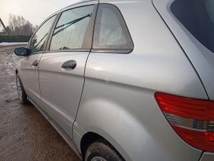 Pelēks Mercedes-Benz B 180 2006 Viļņa, ar dzinēja tilpumu 2.00 L un nobraukumu 273 tūkst. km par 1950 €, foto 12 vietnē AUTOMOTO.COM.LV