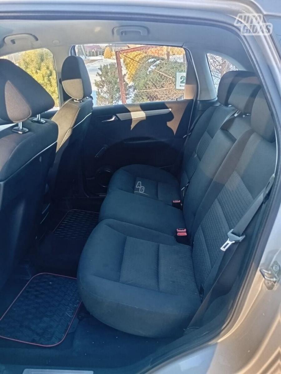 Pelēks Mercedes-Benz B 180 2006 Viļņa, ar dzinēja tilpumu 2.00 L un nobraukumu 273 tūkst. km par 1950 €, foto 23 vietnē AUTOMOTO.COM.LV