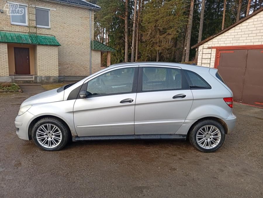 Grey Mercedes-Benz B 180 2006 in Vilnius, with an engine capacity of 2.00 L and mileage of 273 thousand km for 1950 €, photo 9 on AUTOMOTO.COM.LV