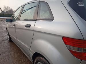 Grey Mercedes-Benz B 180 2006 in Vilnius, with an engine capacity of 2.00 L and mileage of 273 thousand km for 1950 €, photo 13 on AUTOMOTO.COM.LV