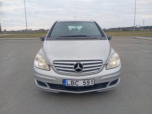 Grey Mercedes-Benz B 180 2006 in Vilnius, with an engine capacity of 2.00 L and mileage of 273 thousand km for 1900 €, photo 3 on AUTOMOTO.COM.LV