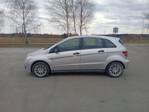 Grey Mercedes-Benz B 180 2006 in Vilnius, with an engine capacity of 2.00 L and mileage of 273 thousand km for 1900 €, photo 8 on AUTOMOTO.COM.LV