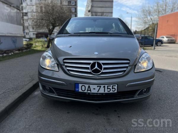 Серый Мерседес Б 180 2006 в Рига, объемом двигателя 2.00 л и пробегом 186 тыс. км за 1399 €, фото 2 на AUTOMOTO.COM.LV
