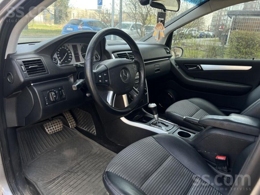 Pelēks Mercedes-Benz B 180 2006 Rīga, ar dzinēja tilpumu 2.00 L un nobraukumu 186 tūkst. km par 1399 €, foto 7 vietnē AUTOMOTO.COM.LV