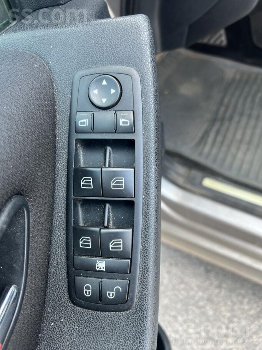 Pelēks Mercedes-Benz B 180 2006 Rīga, ar dzinēja tilpumu 2.00 L un nobraukumu 186 tūkst. km par 1399 €, foto 9 vietnē AUTOMOTO.COM.LV