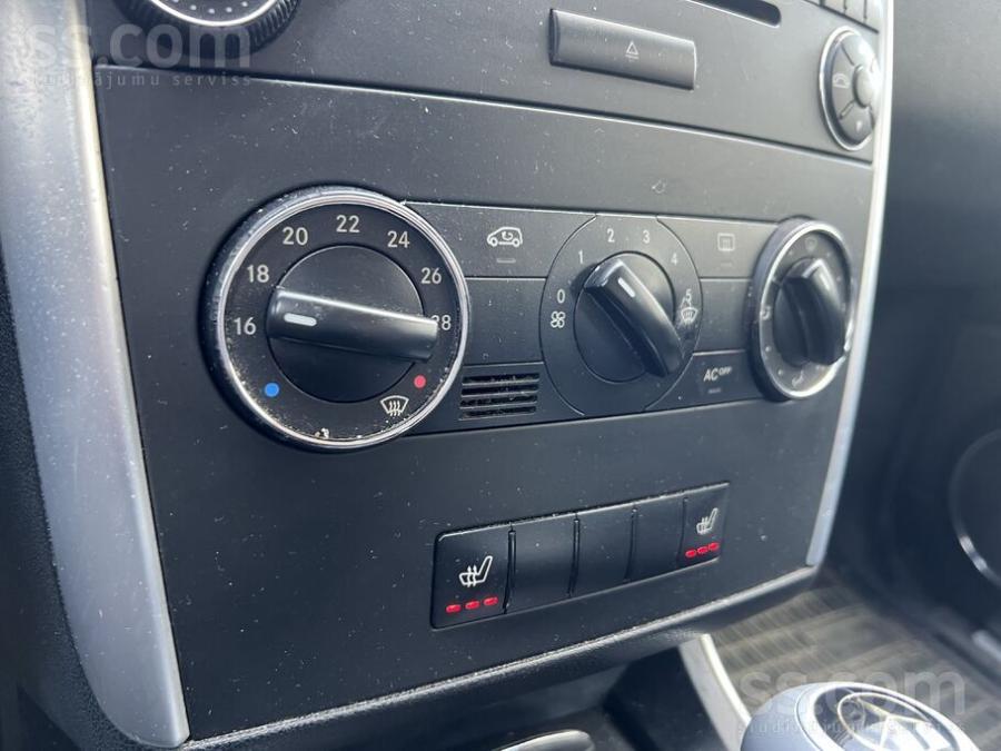 Pelēks Mercedes-Benz B 180 2006 Rīga, ar dzinēja tilpumu 2.00 L un nobraukumu 186 tūkst. km par 1399 €, foto 11 vietnē AUTOMOTO.COM.LV