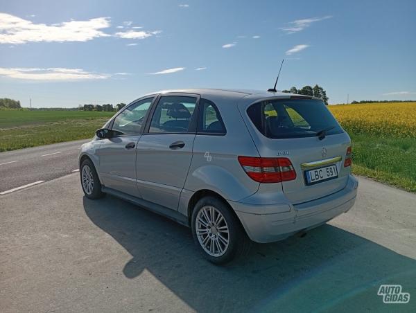 Grey Mercedes-Benz B 180 2006 in Vilnius, with an engine capacity of 2.00 L and mileage of 273 thousand km for 1800 €, photo 4 on AUTOMOTO.COM.LV