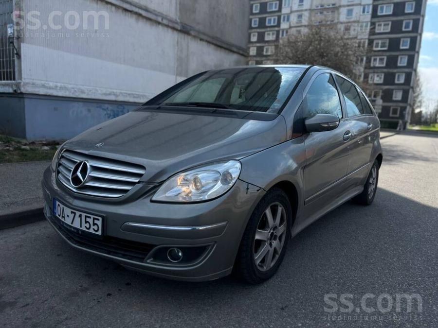 Серый Мерседес Б 180 2006 в Рига, объемом двигателя 2.00 л и пробегом 190 тыс. км за 790 €, фото 1 на AUTOMOTO.COM.LV
