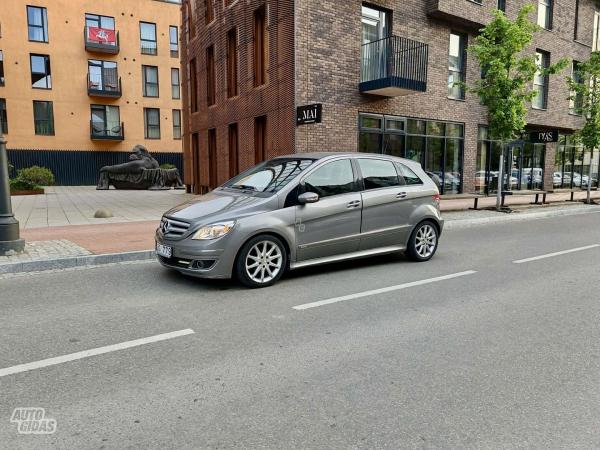 Pelēks Mercedes-Benz B 180 2007 Viļņa, ar dzinēja tilpumu 1.90 L un nobraukumu 251 tūkst. km par 2300 €, foto 2 vietnē AUTOMOTO.COM.LV