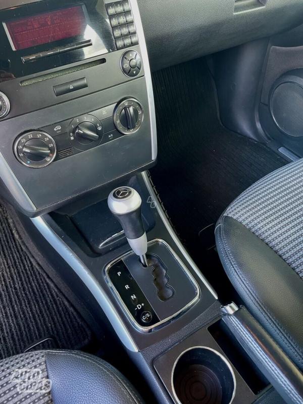 Pelēks Mercedes-Benz B 180 2007 Viļņa, ar dzinēja tilpumu 1.90 L un nobraukumu 251 tūkst. km par 2300 €, foto 8 vietnē AUTOMOTO.COM.LV