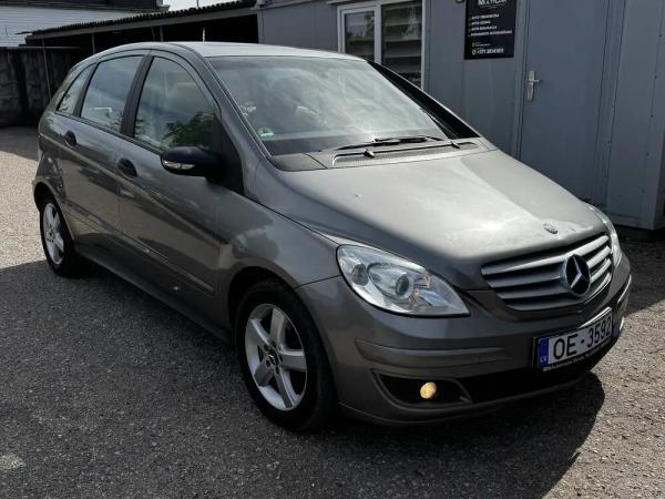 Pelēks Mercedes-Benz B 180 2007 Daugavpils, ar dzinēja tilpumu 2.00 L un nobraukumu 276 tūkst. km par 3750 €, foto 1 vietnē AUTOMOTO.COM.LV