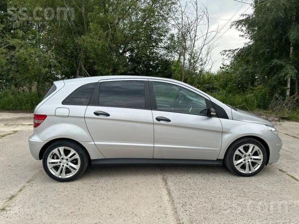 Grey Mercedes-Benz B 180 2007 in Ogre, with an engine capacity of 2.00 L and mileage of 287 thousand km for 3950 €, photo 6 on AUTOMOTO.COM.LV