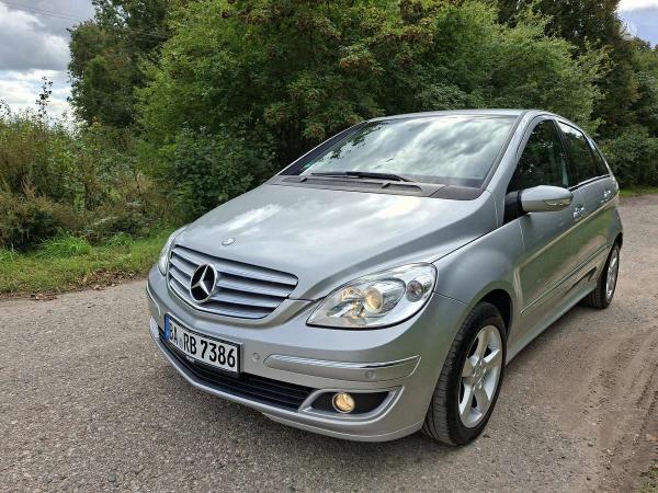 Grey Mercedes-Benz B 180 2007 in Marijampole, with an engine capacity of 1.99 L and mileage of 200 thousand km for 2290 €, photo 1 on AUTOMOTO.COM.LV