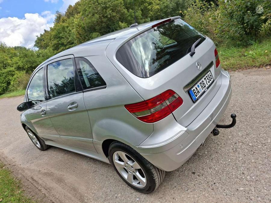 Grey Mercedes-Benz B 180 2007 in Marijampole, with an engine capacity of 1.99 L and mileage of 200 thousand km for 2290 €, photo 5 on AUTOMOTO.COM.LV